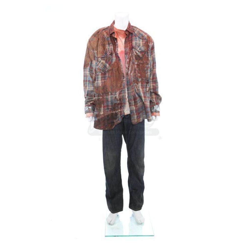 Lot # 71: Alejandro's (Benicio Del Toro) Bloodied Migrant Caravan Costume