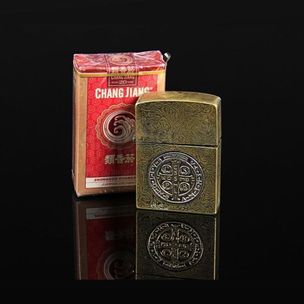 CONSTANTINE (2005) - John Constantine's (Keanu Reeves) Cigarette ...