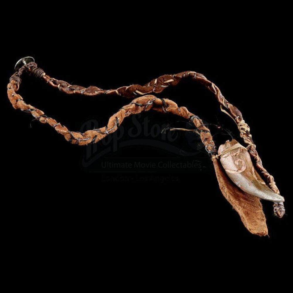 Lot # 104: Garona (Paula Patton) Necklace
