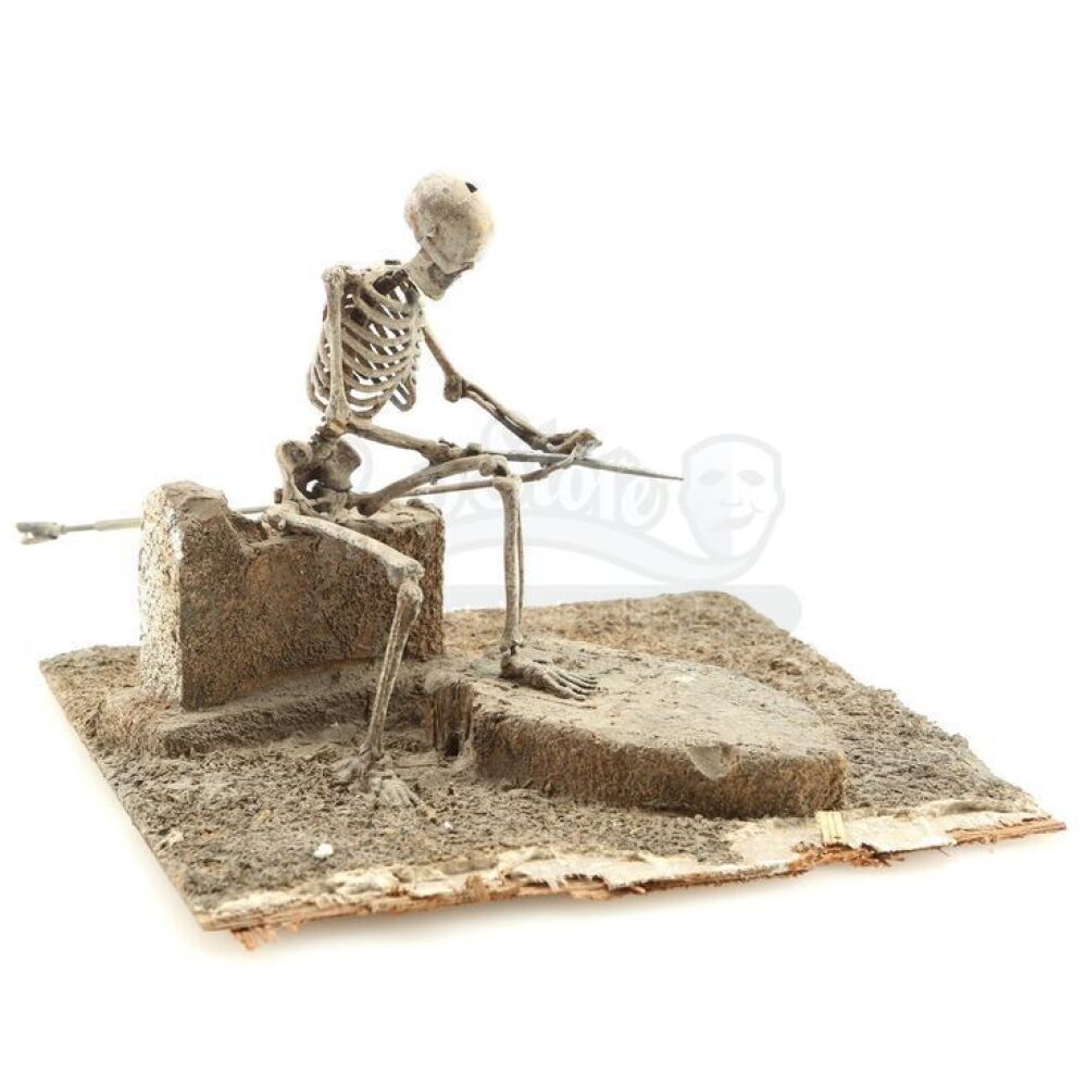 Lot #52 - ARMY OF DARKNESS (1992) - Skeleton Stop-Motion Puppet