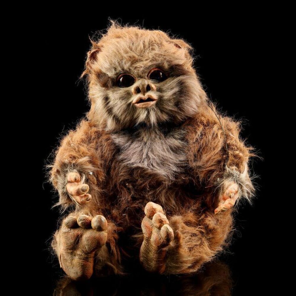 Lot #777 - STAR WARS: RETURN OF THE JEDI (1983) - Child Ewok Puppet