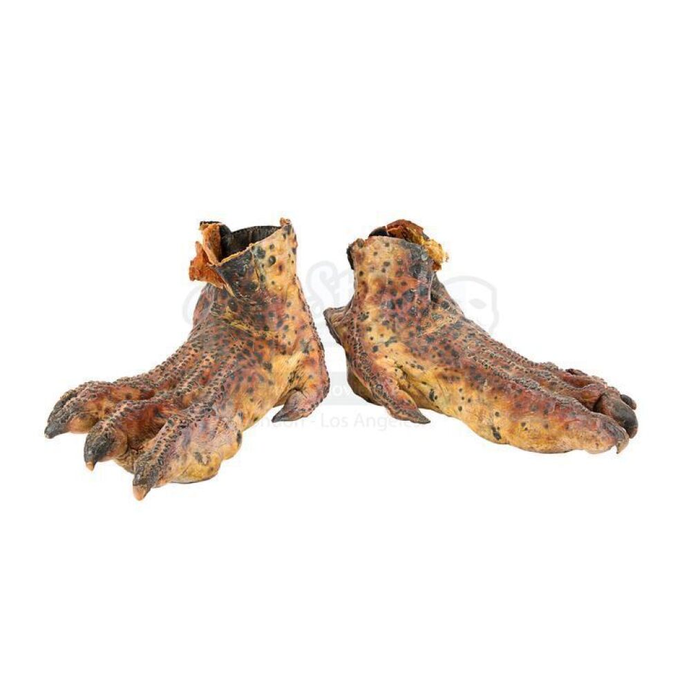 Lot #571 - PREDATOR 2 (1990) - Predator Creature Feet