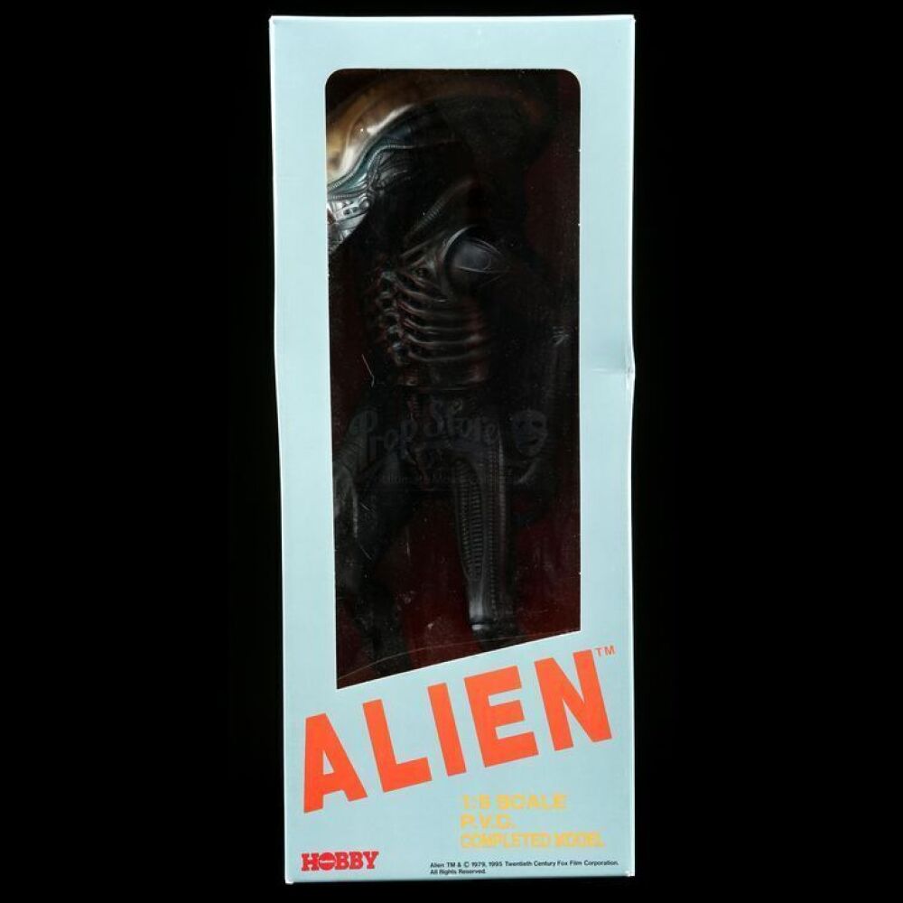 Lot # 540: Alien 1:5 Scale Figure