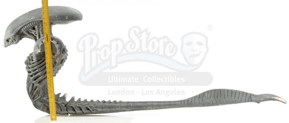 Lot #39 - ALIEN RESURRECTION (1997) - Xenomorph Scanning Maquette