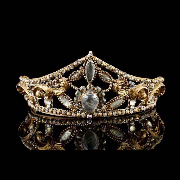 Lot # 89: GLADIATOR (2000) - Lucilla's (Connie Nielsen) Tiara