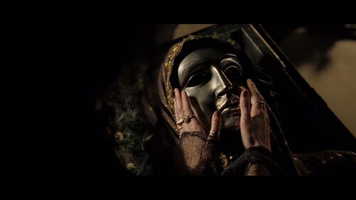 Lot #222 - KINGDOM OF HEAVEN (2005) - King Baldwin's (Edward Norton ...