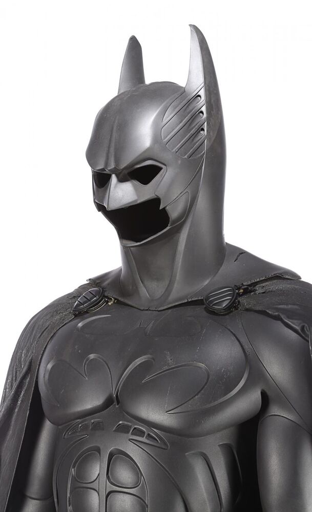Lot #42 - BATMAN FOREVER (1995) - Batman's (Val Kilmer) Sonar Batsuit ...