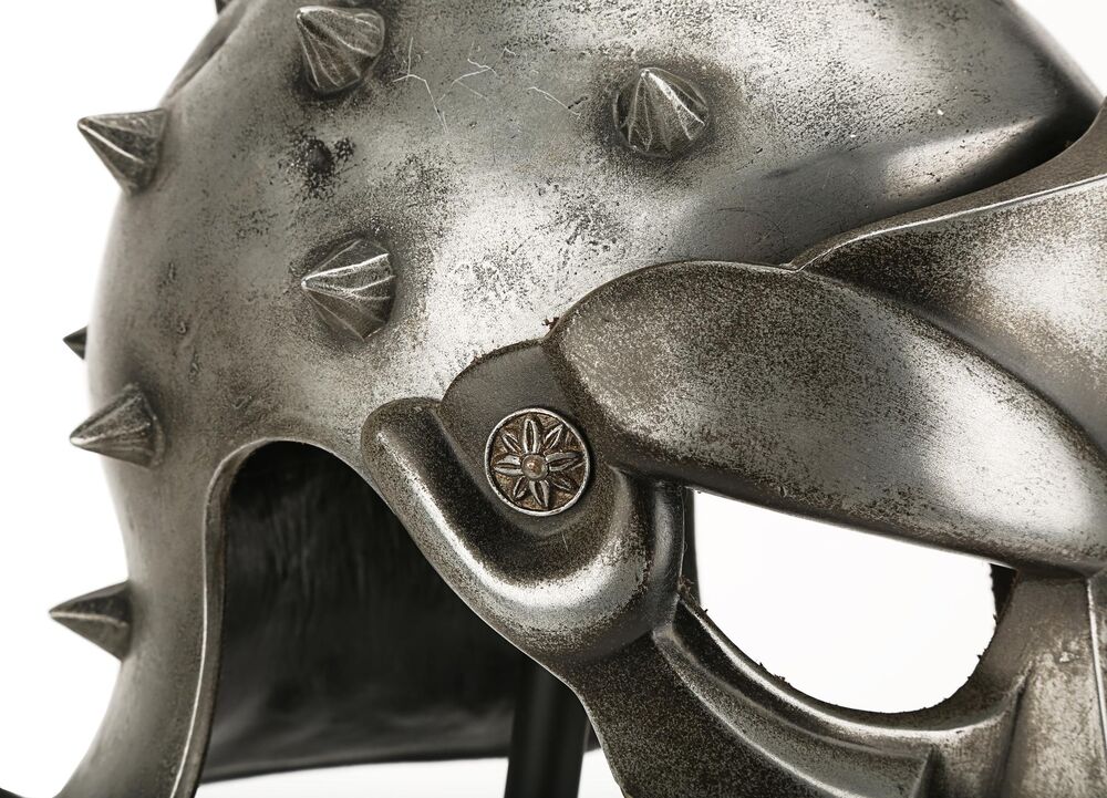 Lot #141 - GLADIATOR (2000) - Maximus' (Russell Crowe) Arena Helmet and ...