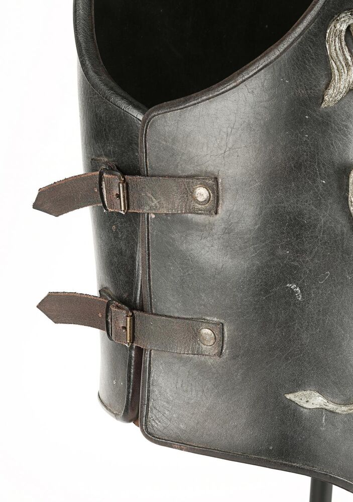 Lot #142 - GLADIATOR (2000) - Maximus' (Russell Crowe) Arena Armour