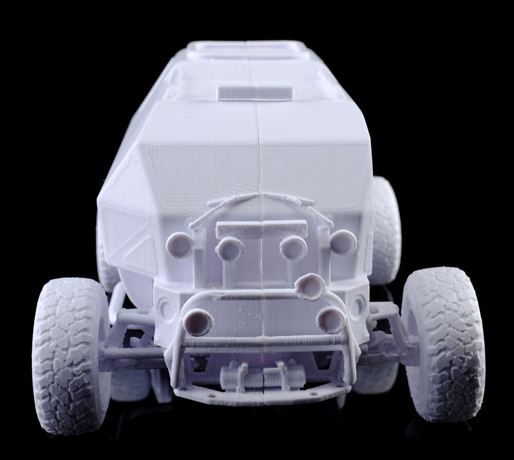 Lot # 19: Lost In Space (2018-2021) - Chariot Model