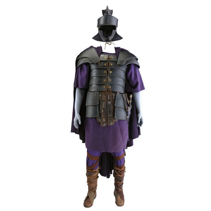 Lot #1131: GLADIATOR (2000) - Praetorian Guard Costume