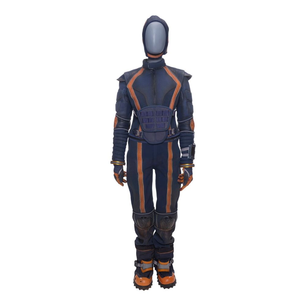 889. Maureen Robinson's (Molly Parker) Spacesuit Components ### LOST IN ...
